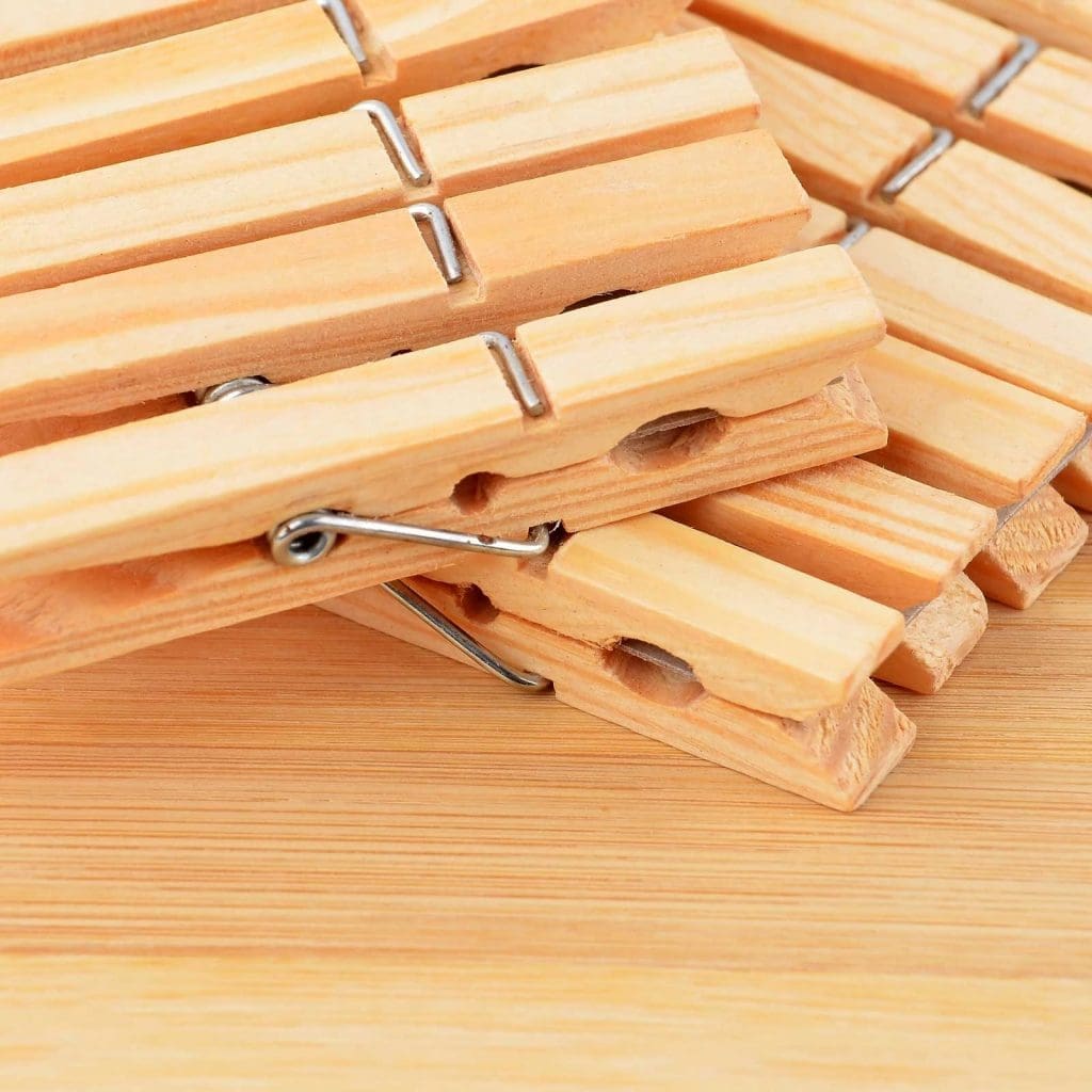 Bamboo & Stainless Steel Clothes Pegs 100 Pack - EcoBargains
